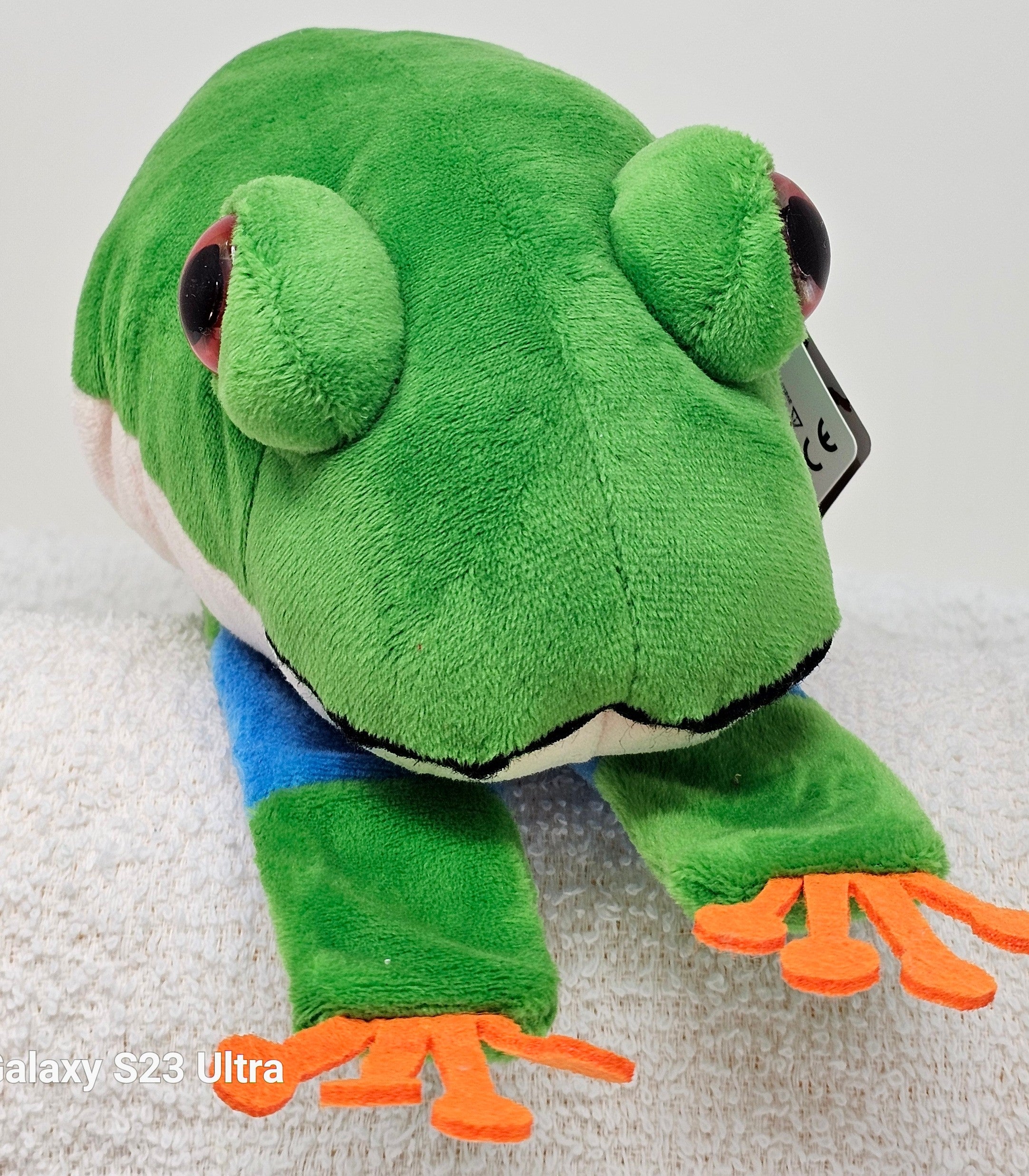 Slapstix Frog Plush Slap Bracelet 10" – Old North State Candy and Gifts